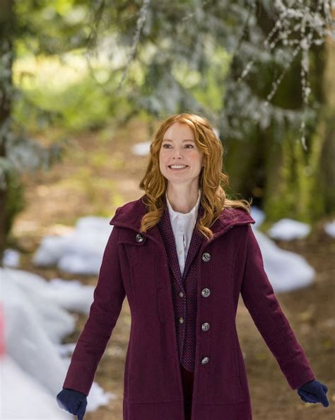 Kim Alicia Witt Shines With Glee Join Her On November 22 On Hallmark