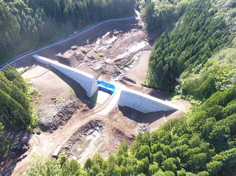 大和田沢砂防堰堤工事 秋田県で土木工事舗装工事なら 佐藤建設株式会社