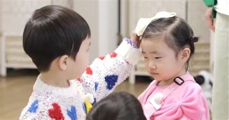 장동민 딸 만난 김준호 子 머리 쓰담쓰담 스윗 오빠美 폭발 슈돌