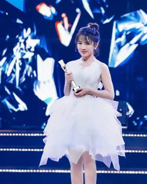 文儿回应小金娃与王小源事件 歪阅