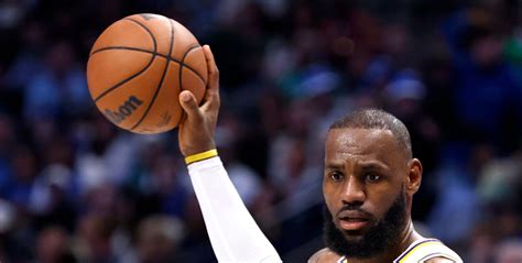 Los Lakers Informaron Que Lebron James Será Reevaluado En Tres Semanas