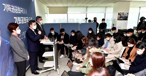 머니s포토 김동연 대선 후보 사퇴이재명 지지 선언
