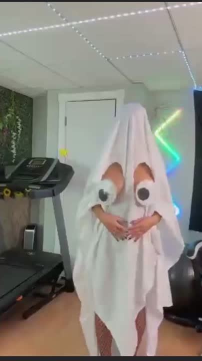 Teirnan Mccorkell On Linkedin Costume Dressup Halloween Goul Ghost Teirnanmccorkell Howto