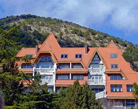 2025年9月novyi Svit旅游景点攻略 Novyi Svit旅游住宿 Novyi Svit旅游美食 猫途鹰