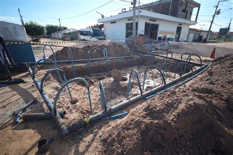 Prefeitura inicia intervenções na rede de saneamento do bairro Dom Avelar em Petrolina NOTÍCIA