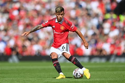 Fans Arsenal Ucap Syukur Lisandro Martinez Pilih Gabung Man United