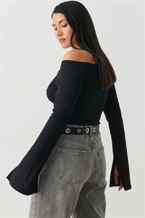 Off Shoulder Top Gina Tricot