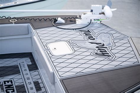 Catamarans Encore Boat Works