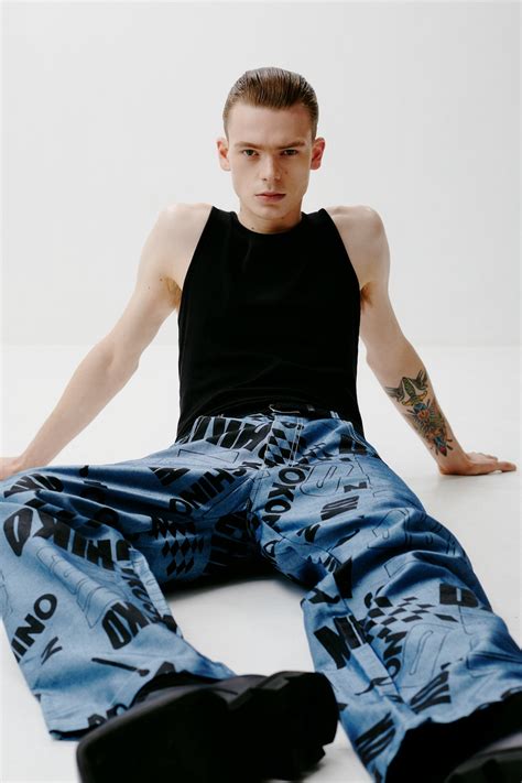 Zeph Daniels The Aegency