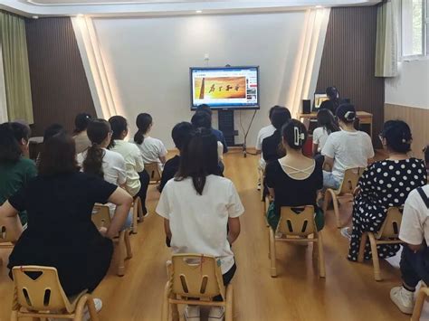 守教育初心，正师德之风 人民教师网