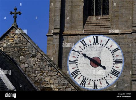 one handed clock face of the coningsby parish church st michael s