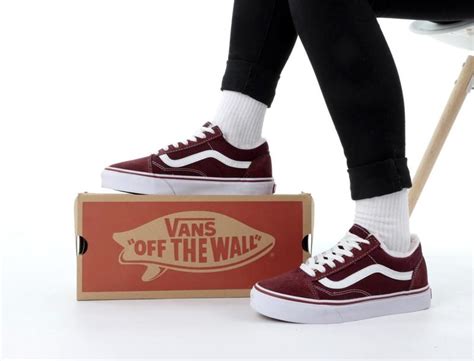 Кеды Vans Old Skool — ціна 1399 грн у каталозі Кеди Купити жіночі речі за доступною ціною на
