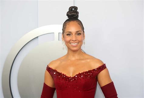 70 Best Black Female Singers Of All Time You Should Know About Legitng