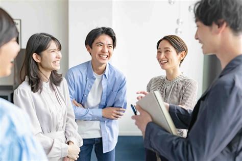 円滑なコミュニケーションとは？職場の業務効率向上のための方法を解説！ Beacapp Here屋内位置情報サービス 所在地見える化