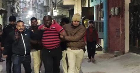 Delhi Crime नाइजीरियाई नागरिकों को पकड़ने पहुंची पुलिस पर हमला
