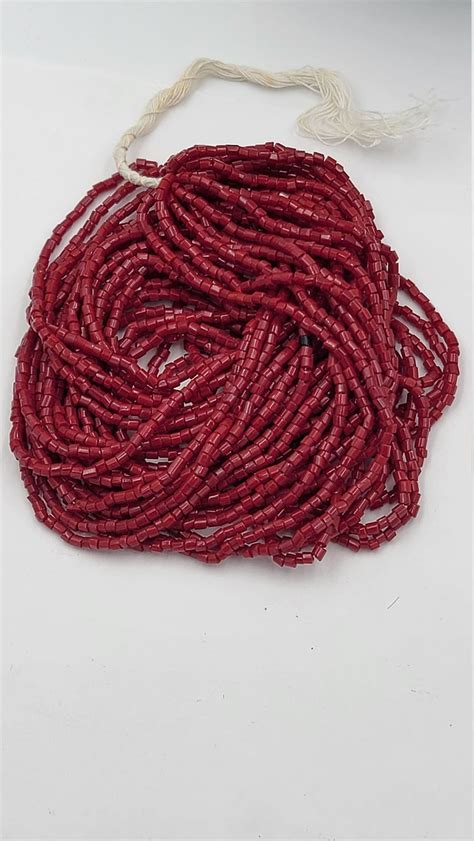 100 Vintage Mini Bugles Dark Ruby Red Glass Hex Cut Bugle Beads 2