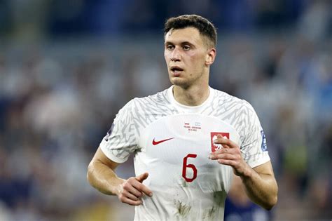 Oficjalnie Krystian Bielik Zmienia Klub Pożegnał Się Już Z Fanami
