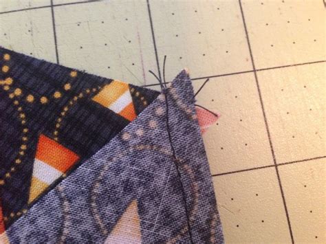 Candy Corn Table Topper Tutorial Table Toppers Quilted Table Runners