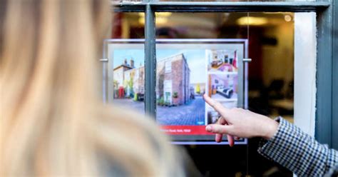 11 Techniques For Selling Your House Fast In A Competitive Market