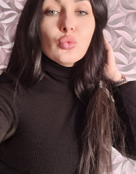 Serdceedka5069 Webcam Model Profile Xhamsterlive