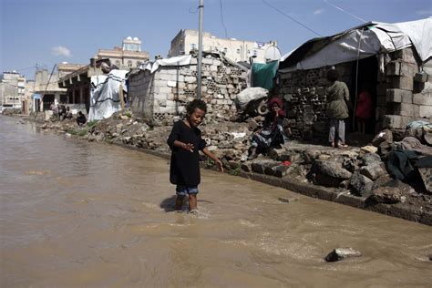 13000 People Affected By Heavy Rains In Central Yemeni Province