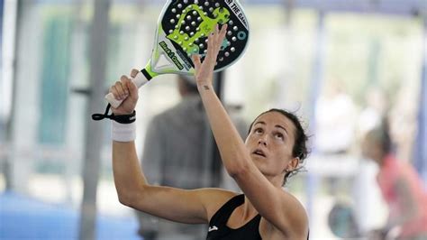 Lara Arruabarrena Se Pasa Al Pádel