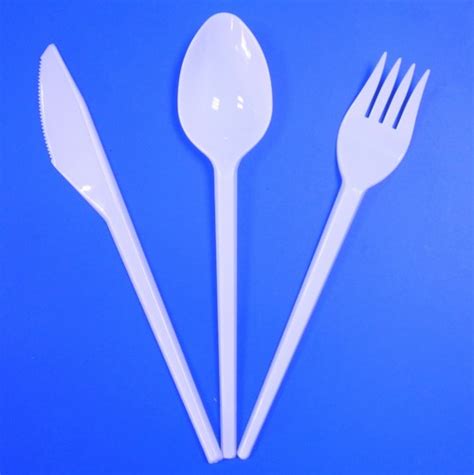 EaMaSy Party Medium Weight White Plastic Teaspoon D C Mid Heavy Cutlery Ideal