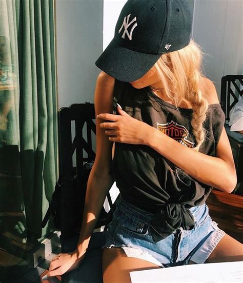 How To Choose Baseball Caps Online Men And Women