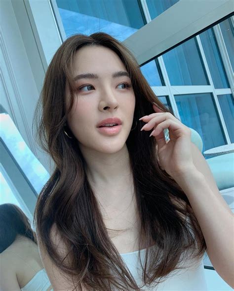 ปันปัน สุทัตตา สลัดผ้าเปลือยเป็นเทพวีนัส ใช้ผมปิดเรือนร่าง หุ่นแซ่บ