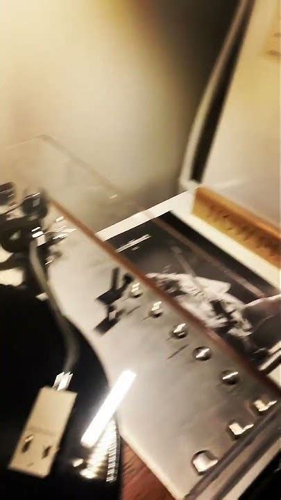 Eddie Vedder Solo Album Lp Earthling Pearl Jam Singer Youtube