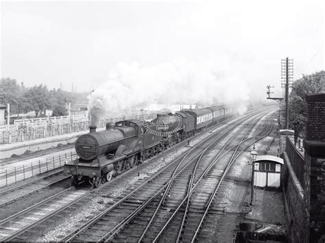 The Transport Library British Railways Steam Locomotive 41064 61318