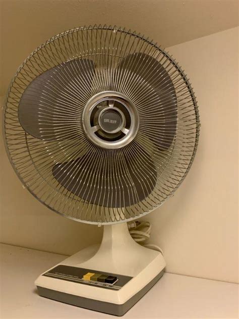 Galaxy Table Fan