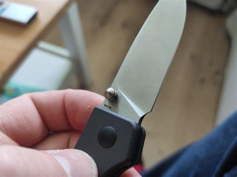 Kizer Original Thumb Stud Swap Rknives