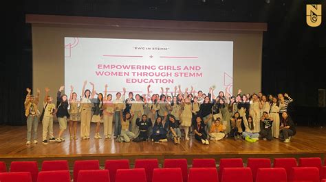 Девушки в Stemm дисциплинах