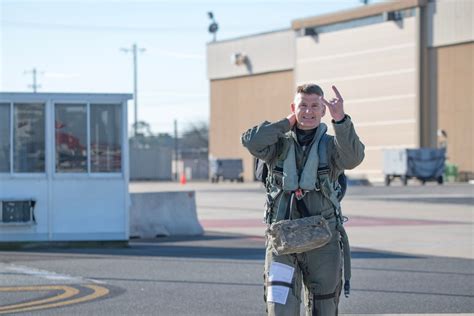 DVIDS Images 177th Fighter Wing Commander Performs Maximum Vertical