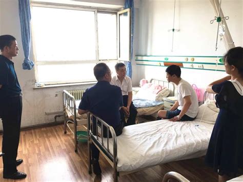 白山市法院院長邢吉安看望慰問生病執行幹警 每日頭條