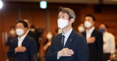 이인영 통일부장관 다시 남북의 시간 시작섣부른 낙관은 금물