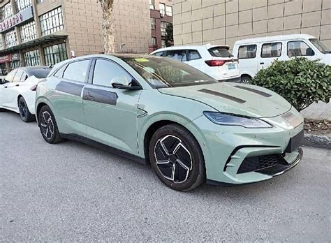 纯电钢炮海豹06GT实拍4驱310千瓦车长超4米6比海豚大 车家号 发现车生活 汽车之家
