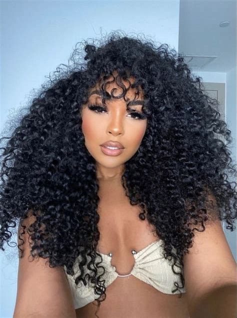 Pin By 2ɱα૨α On Haute~hair Big Curly Hair Curly Hair Sew In Curly Weave Hairstyles