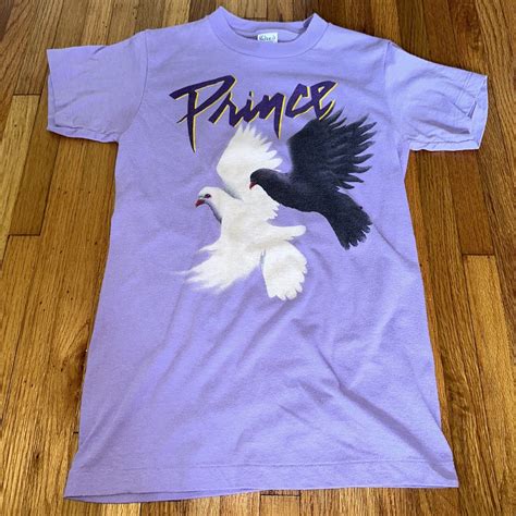 Vintage Prince 1984 Purple Rain Doves Tour Shirt Gem