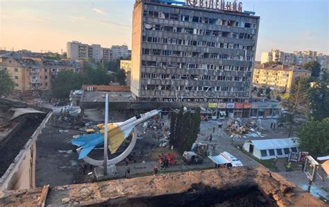 Кількість жертв через ракетний удар по Вінниці зросла Новости Section Ukr Net