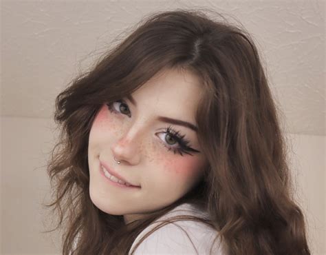 Hannah Owo Aestheticallyhannah Biography Age Wiki Height Weight