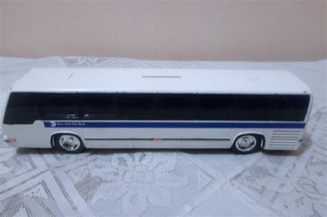 Vintage New York City Bus Bank 737 Route M101 City Hall 1856093022