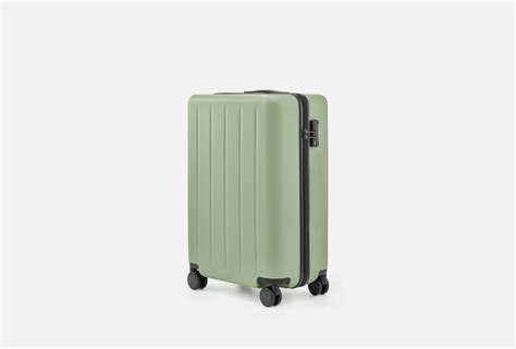 Ninetygo Чемодан Danube MAX 20 Зеленый — купить в Москве