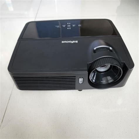 Projector With Vga Inputs TV Home Appliances TV Entertainment Projectors On Carousell