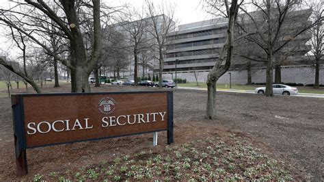 Social Security Will Now Allow People To Select Their Gender In Records The New York Times