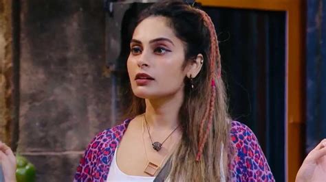 Bigg Boss 18 Shrutika Arjun Is The New Time God Wins Immunity For 2