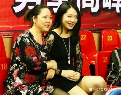 朱芳雨出轨让英明彻底毁掉，现任妻子自称2人才是真爱遭网友狂喷 知乎