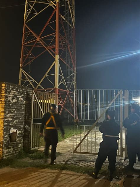 Impactante rescate en altura en Mburucuyá