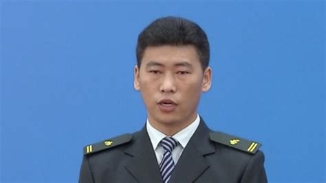 柴闪闪代表愿通过点滴履职反映劳动者所思所想所盼凤凰网资讯 凤凰网